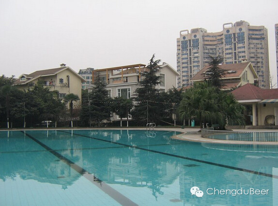 锦绣花园-Orchard-Villa-Swimming-Pool - Chengdu Expat | Chengdu-Expat.com