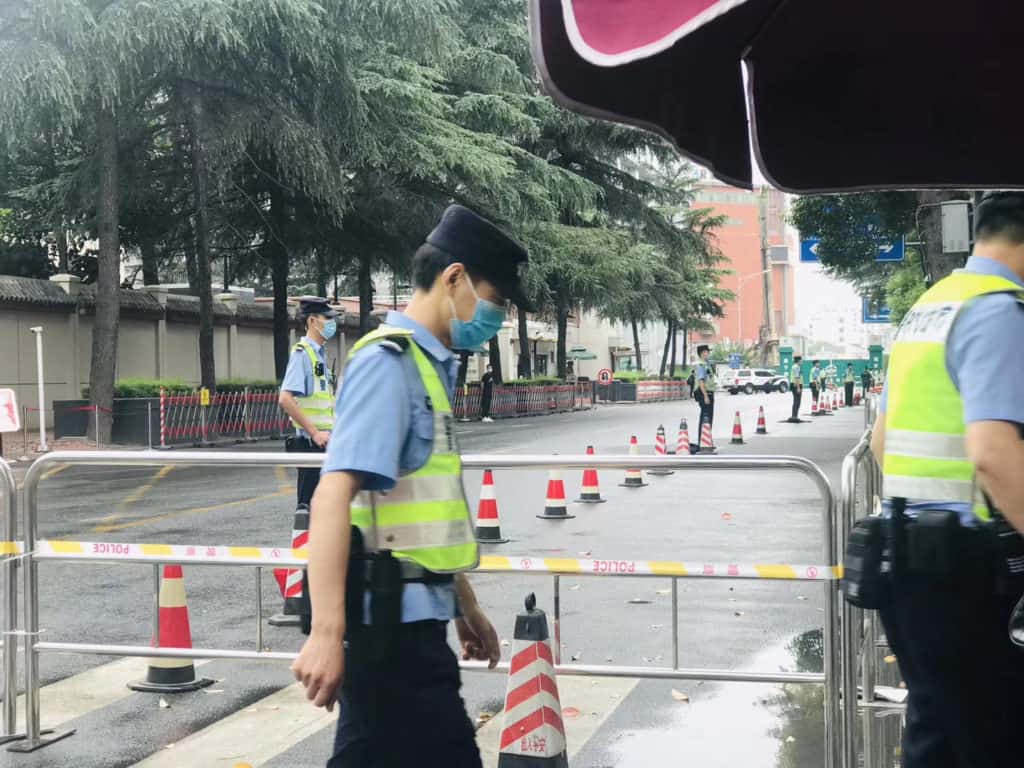 American Consulate Chengdu police chengdu-expat - Chengdu Expat ...